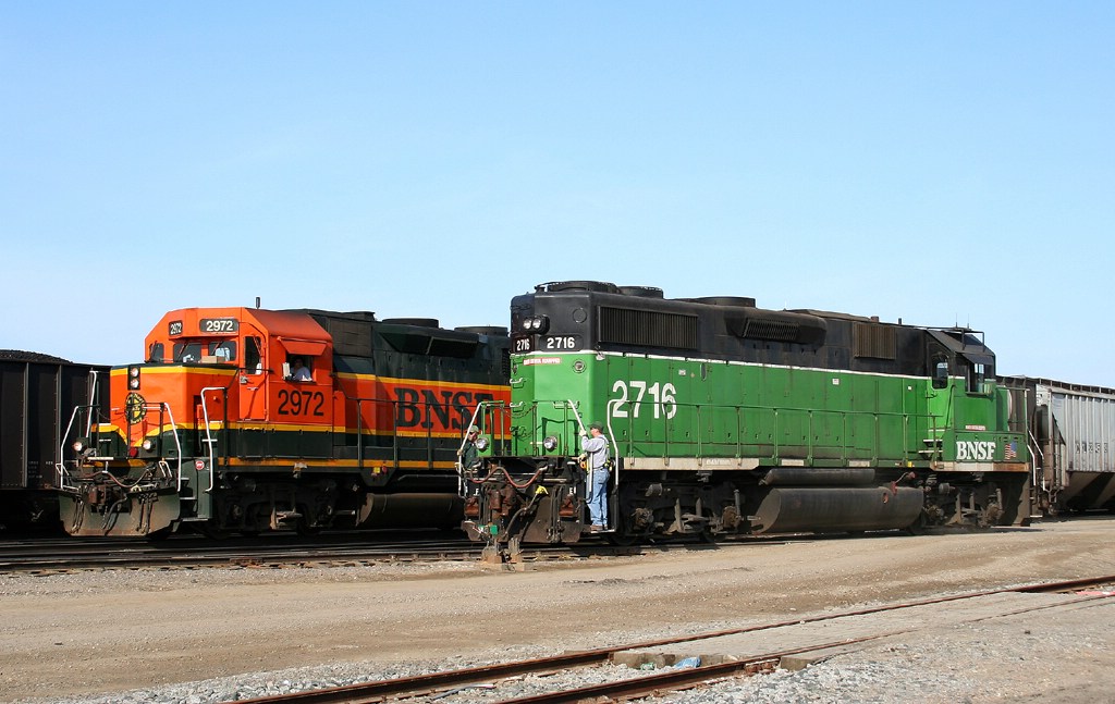 BNSF 2716